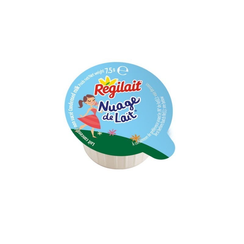 Cup of Régilait unsweetened condensed milk for professionals